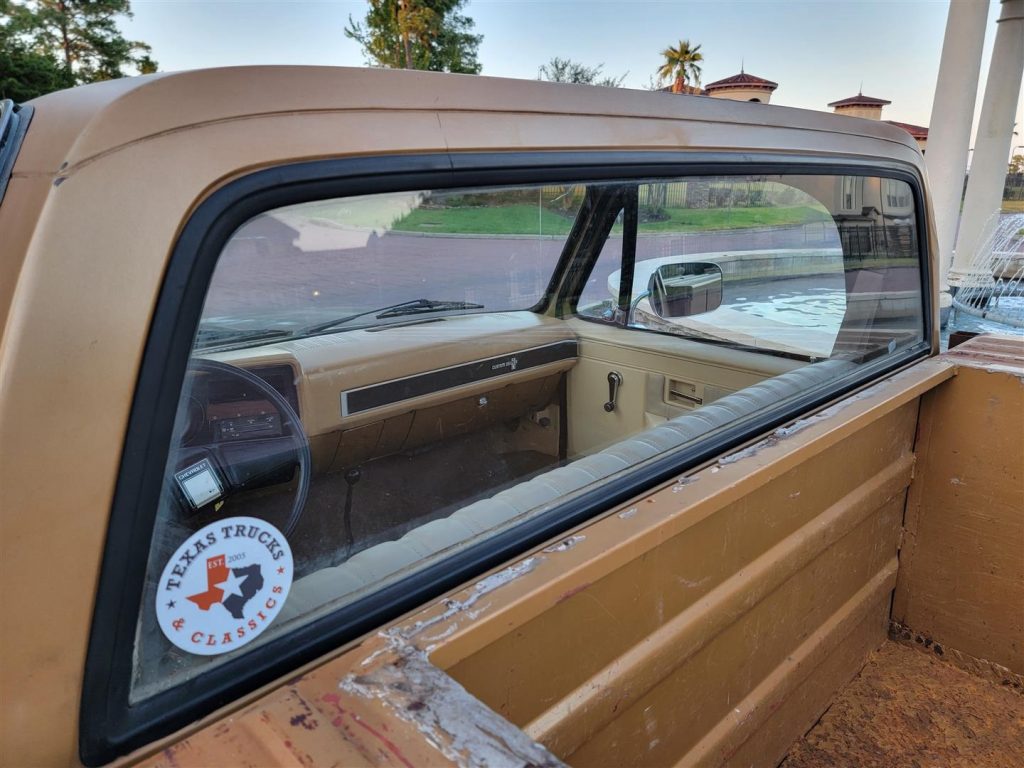 1984 Chevy C10 Custom Deluxe (Utility Bed) – Texas Trucks and Classics