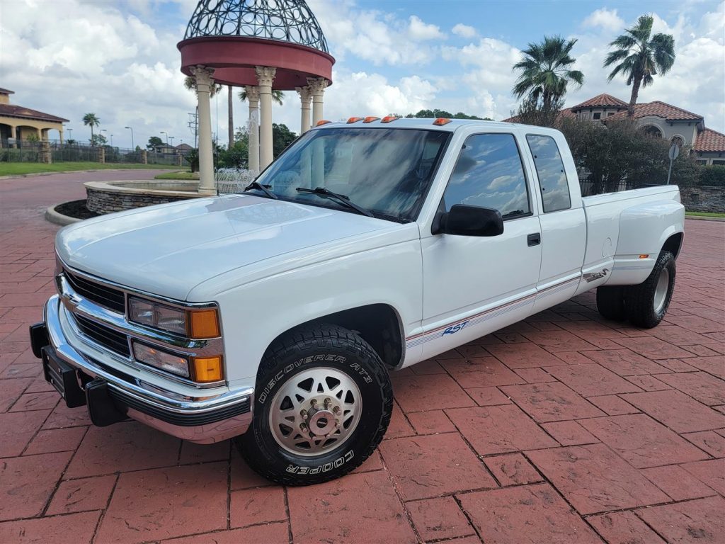 1995 Chevy C3500 Ext Cab DRW (RST Pkg) – Texas Trucks and Classics