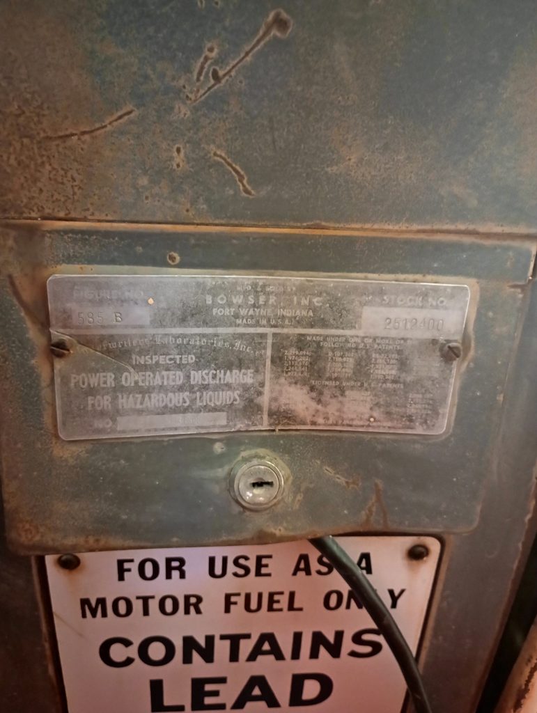 Bowser 585 Cities Service Gas Pump – Texas Trucks and Classics