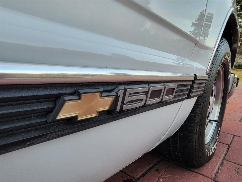 1993 Chevy C1500 Silverado – Texas Trucks and Classics