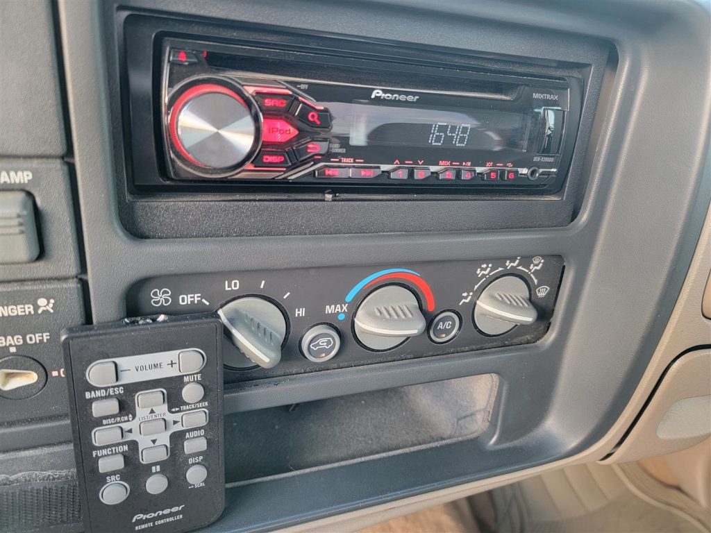 1998 Chevy C1500 Silverado – Texas Trucks and Classics