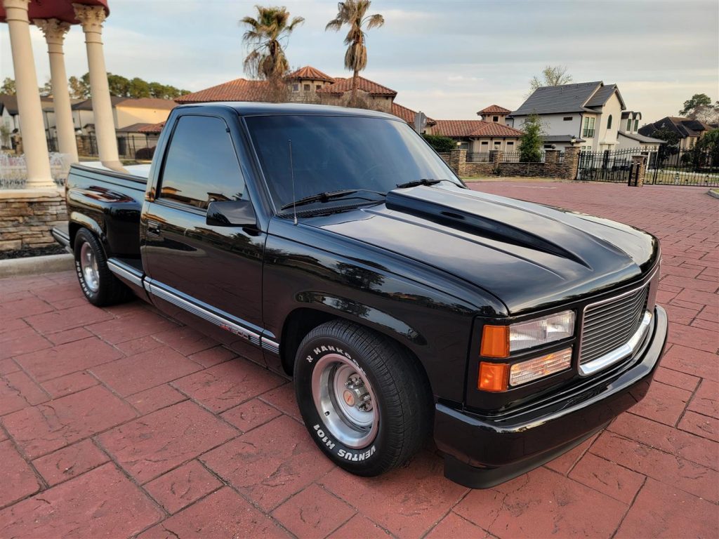 1990 GMC Sierra SLE – Texas Trucks and Classics