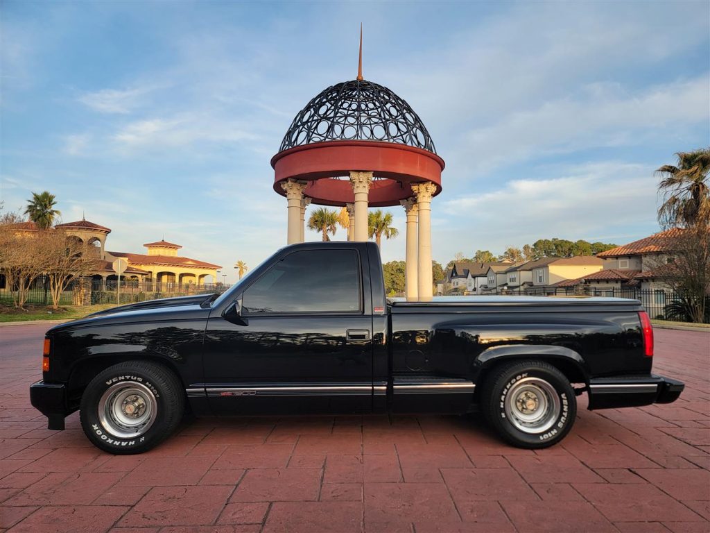 1990 GMC Sierra SLE – Texas Trucks and Classics