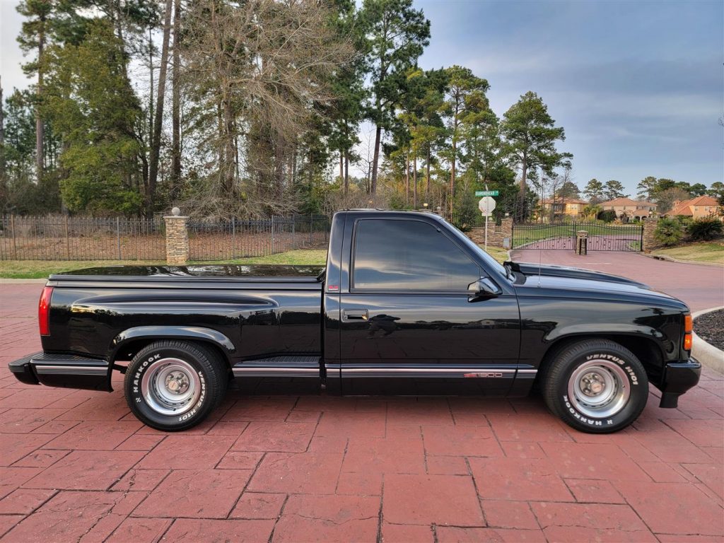 1990 GMC Sierra SLE – Texas Trucks and Classics