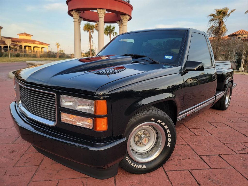 1990 GMC Sierra SLE – Texas Trucks and Classics