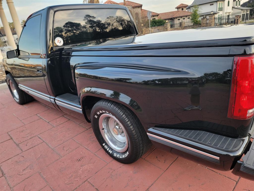 1990 GMC Sierra SLE – Texas Trucks and Classics