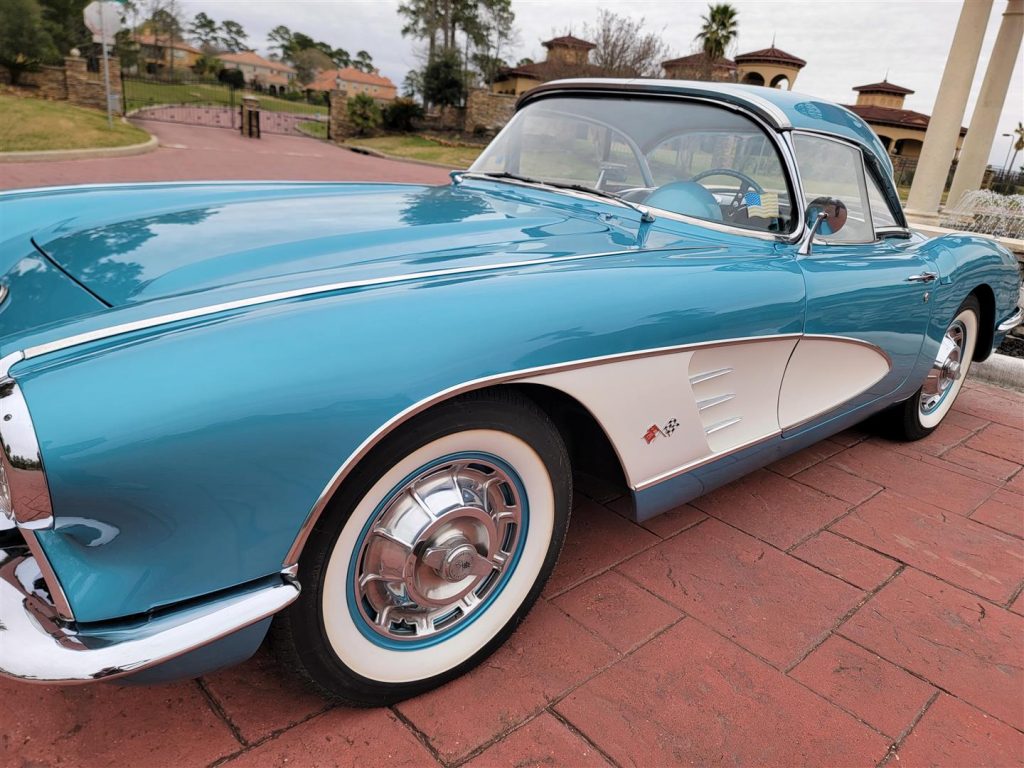 1959 Chevy Corvette Roadster – Texas Trucks and Classics