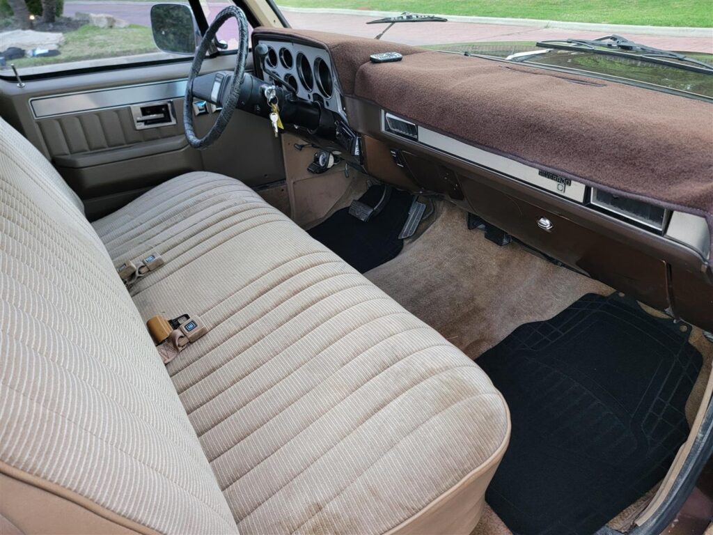 1981 Chevy C10 Silverado – Texas Trucks and Classics