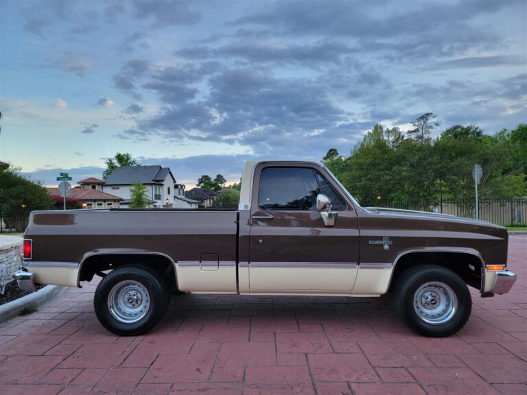 1981 Chevy C10 Silverado – Texas Trucks and Classics