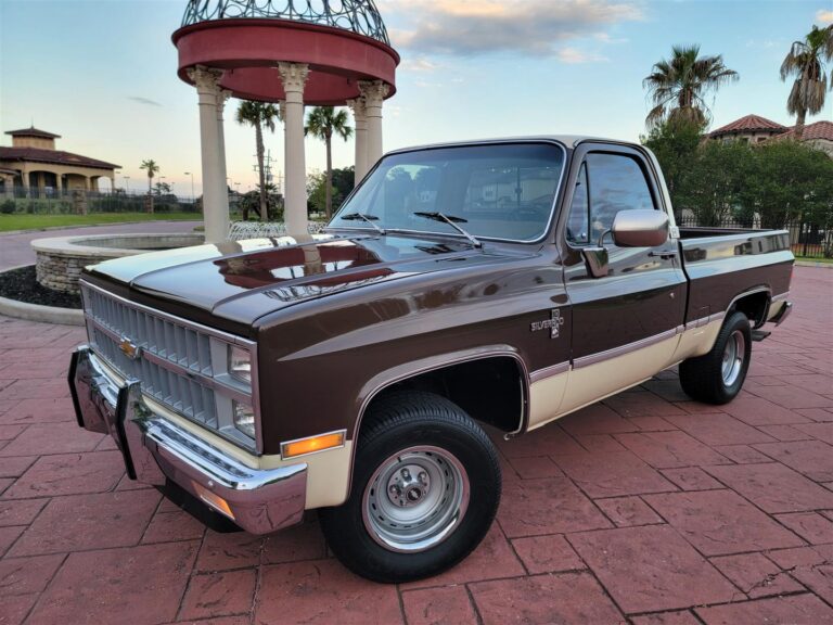 1981 Chevy C10 Silverado – Texas Trucks and Classics