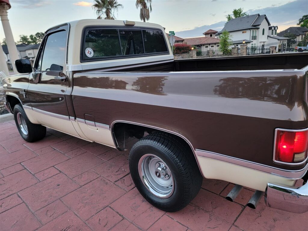 1981 Chevy C10 Silverado – Texas Trucks and Classics