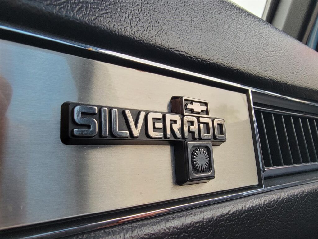 1984 Chevy C10 Silverado – Texas Trucks and Classics
