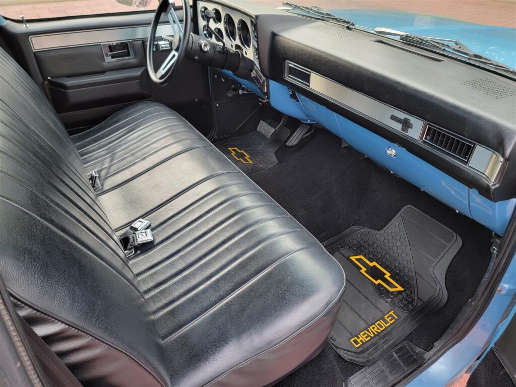 1984 Chevy C10 Silverado – Texas Trucks and Classics
