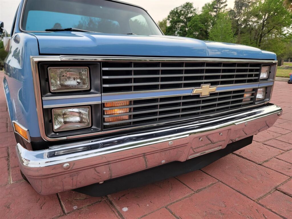 1984 Chevy C10 Silverado – Texas Trucks and Classics