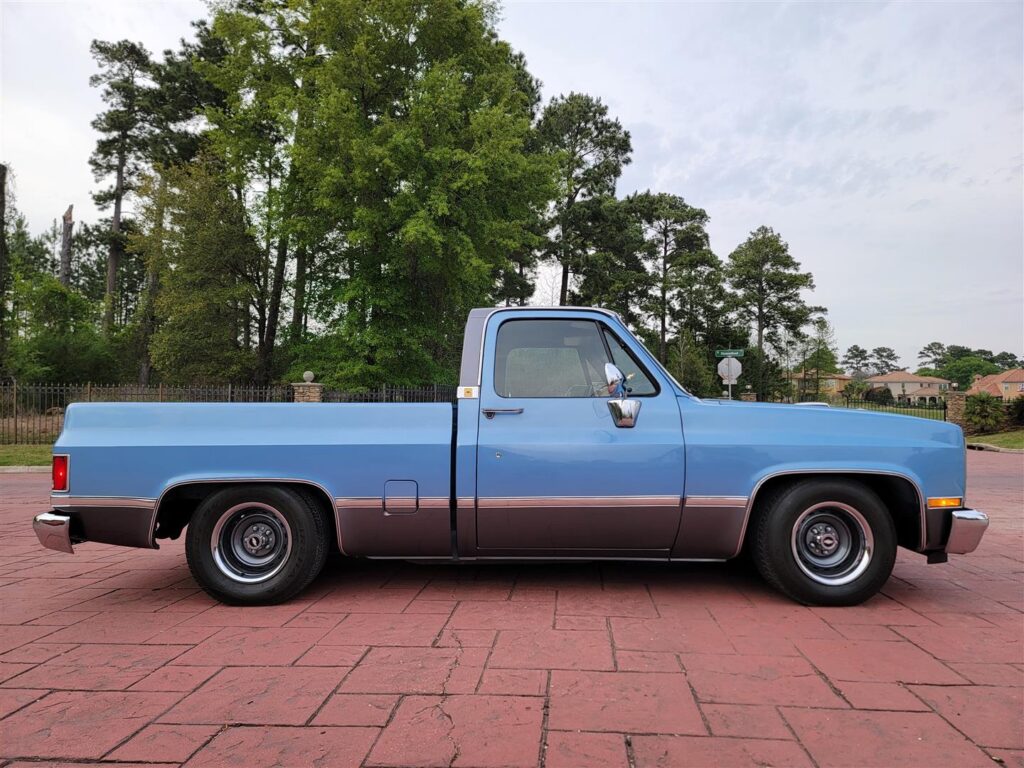 1984 Chevy C10 Silverado – Texas Trucks and Classics