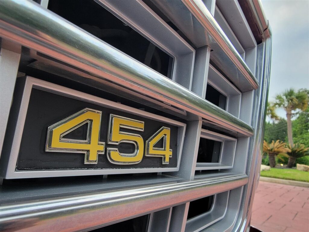 1975 Chevy C20 Scottsdale – Texas Trucks and Classics