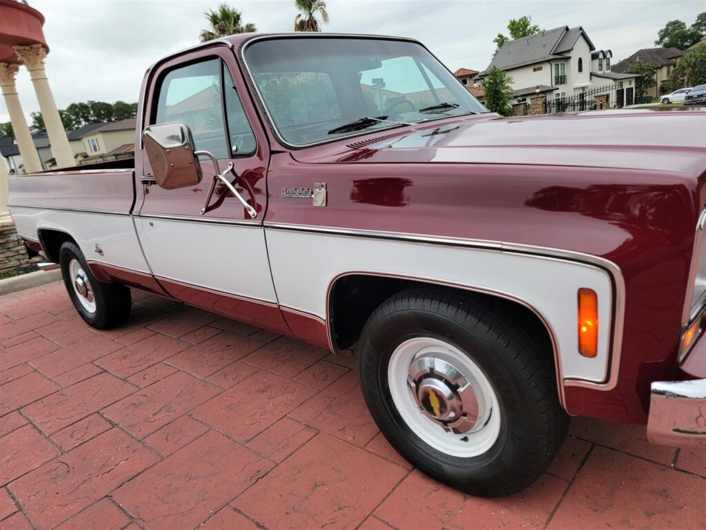 1975 Chevy C20 Scottsdale – Texas Trucks and Classics