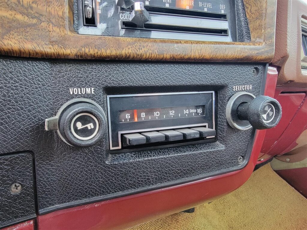 1975 Chevy C20 Scottsdale – Texas Trucks and Classics