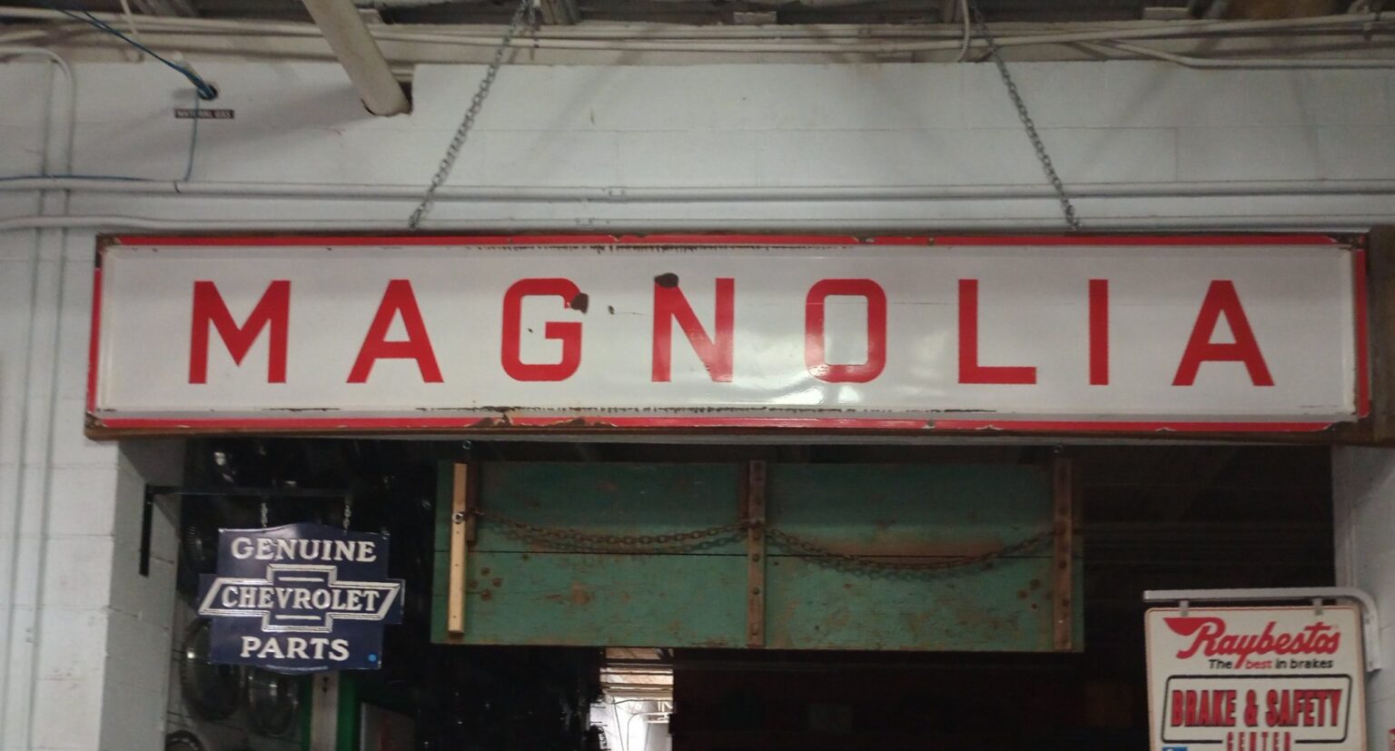 Magnolia Sign – Texas Trucks and Classics
