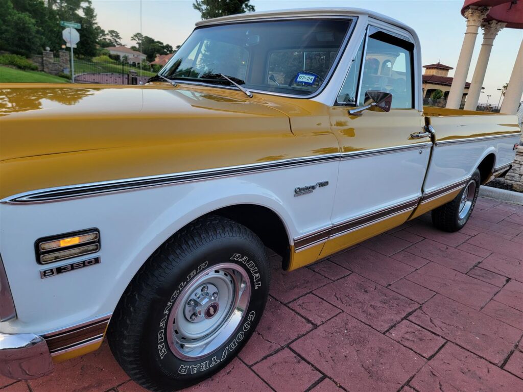 1972 Chevy C10 Custom Deluxe – Texas Trucks and Classics