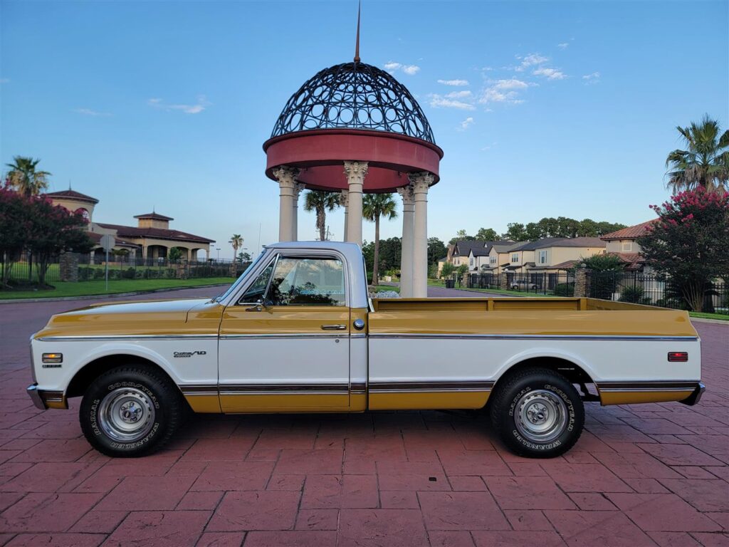 1972 Chevy C10 Custom Deluxe – Texas Trucks and Classics