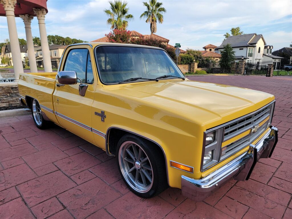 1985 Chevy C10 Silverado – Texas Trucks and Classics