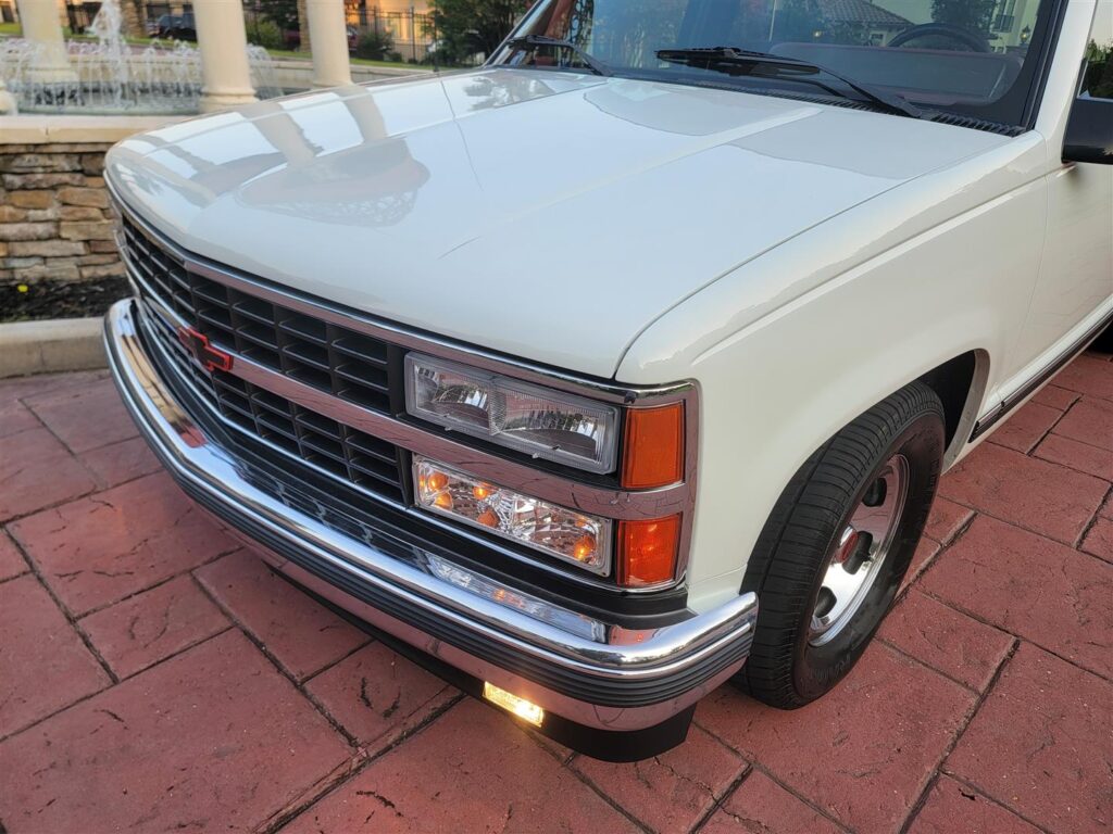 1990 Chevy C1500 Sport – Texas Trucks and Classics