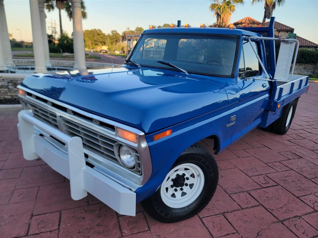 1974 Ford F350 Custom Flatbed – Texas Trucks and Classics