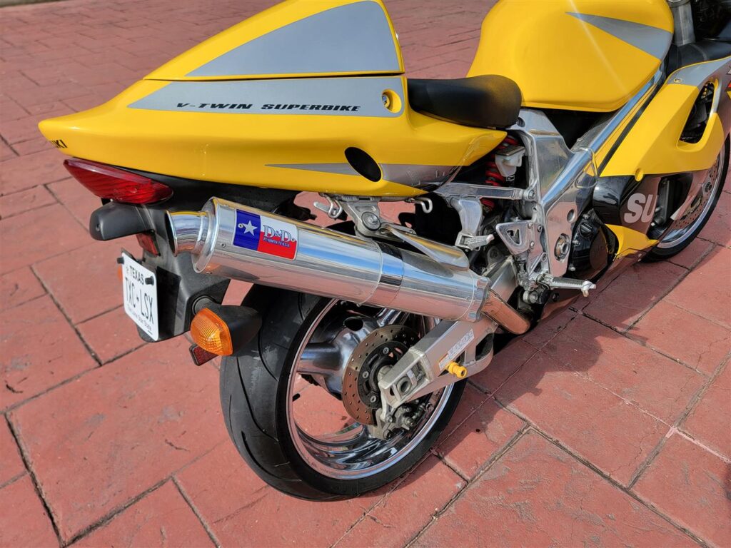 2002 Suzuki TL1000R – Texas Trucks and Classics