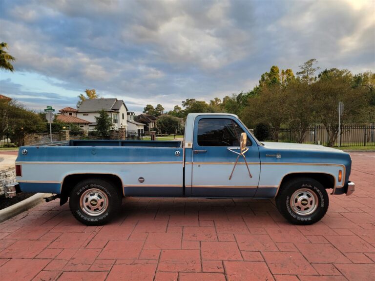 1977 Chevy C20 Silverado – Texas Trucks and Classics