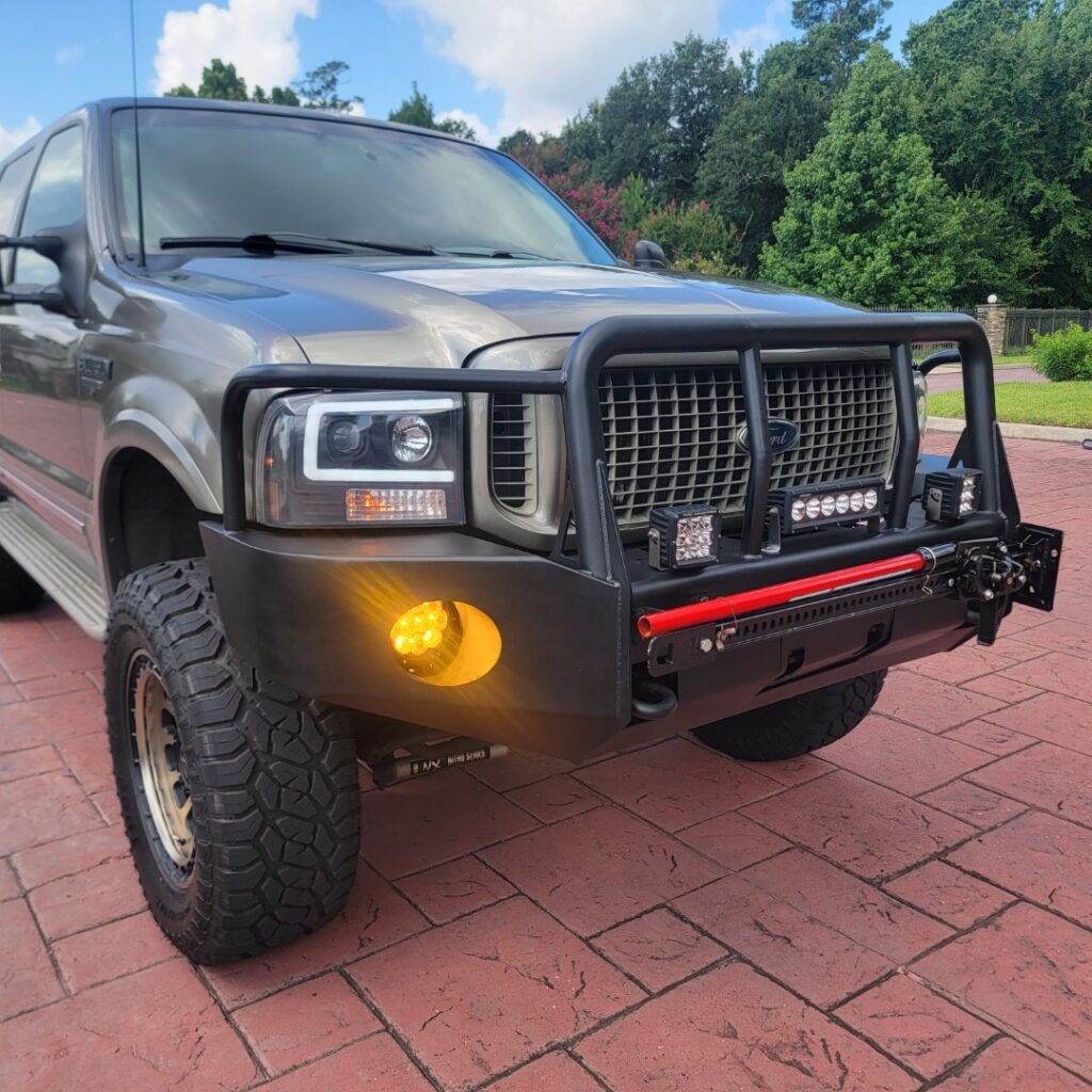 2002 Ford Excursion Limited – Texas Trucks and Classics
