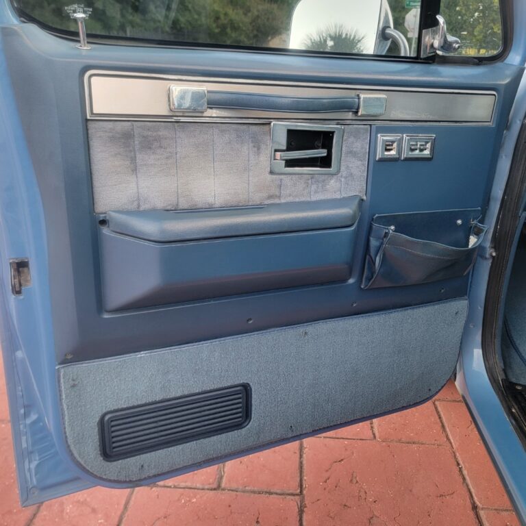1987 Chevy R10 Silverado – Texas Trucks and Classics