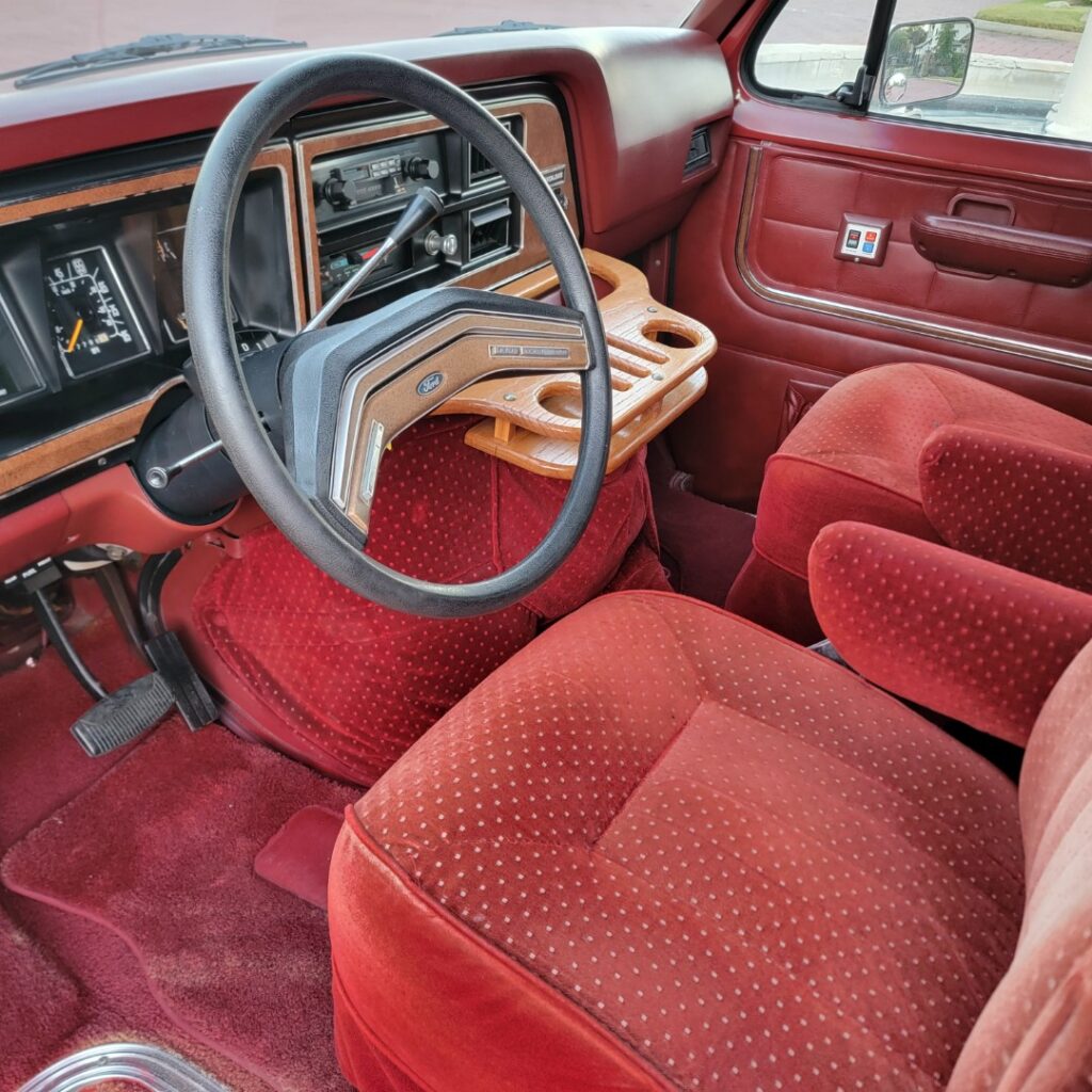 1987 Ford Econoline 150 – Texas Trucks and Classics